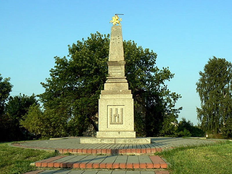 Lietuvos nepriklausomybės paminklas Senojoje Varėnoje ...